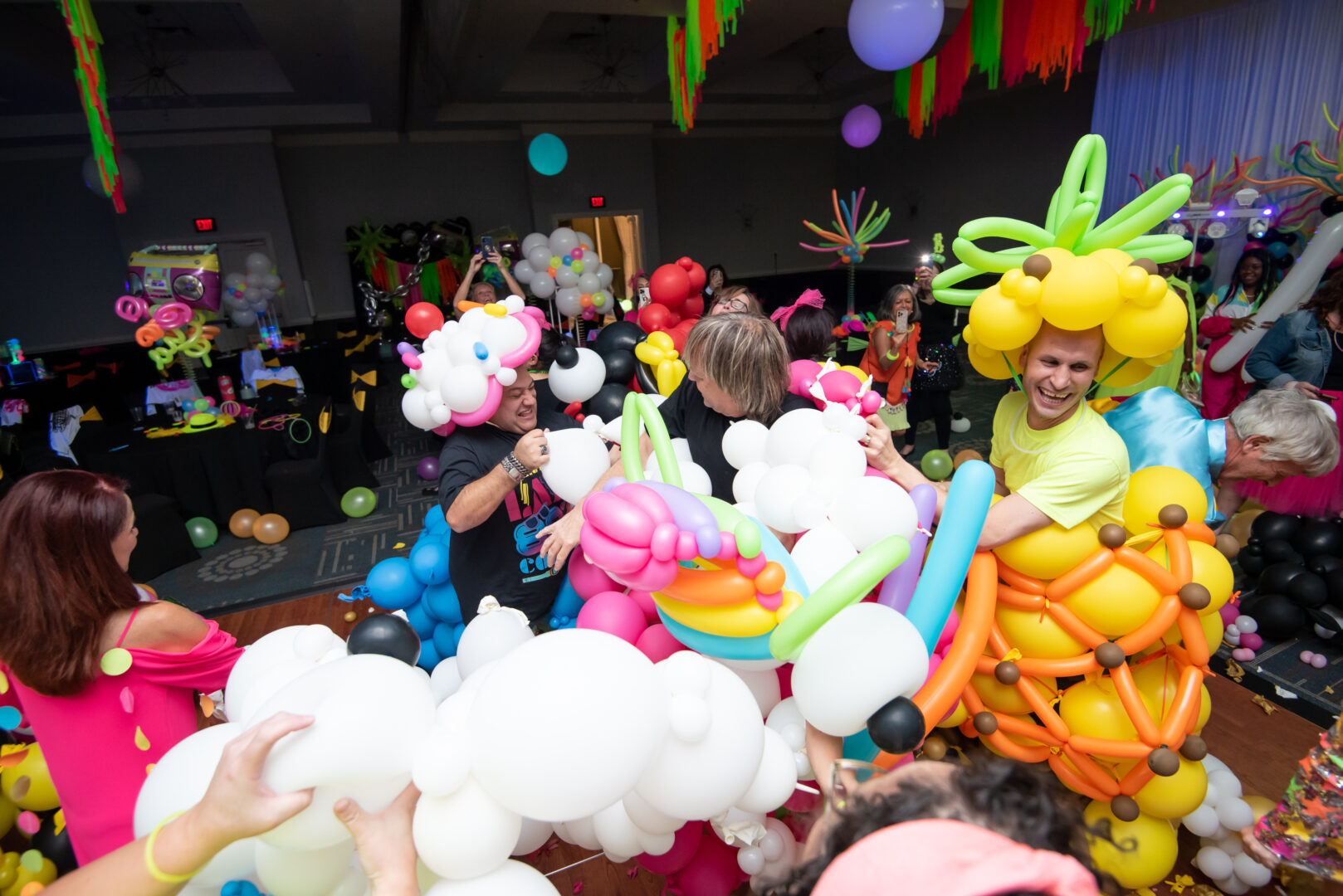 Balloon Costumes - Party Perks